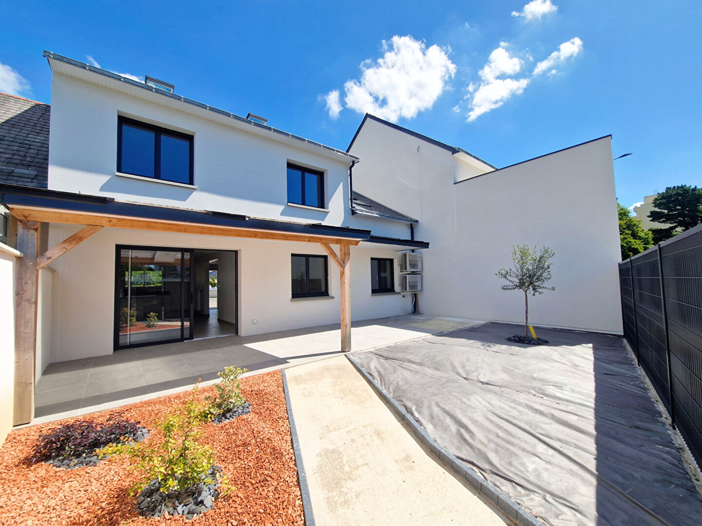 Immeuble à Vendre à Gennes-Val-de-Loire (49350) - Achat Immeuble - l ...