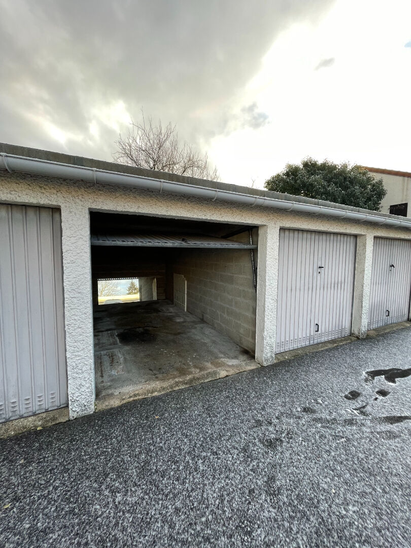 Achat Parking / box 0 pièce Ozoir-la-Ferrière 0.00m² 13000€ - l'Adresse